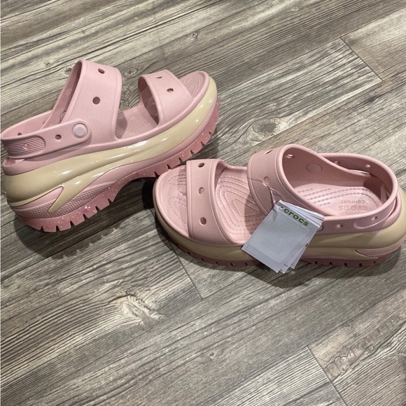 CROCS | Shoes | Crocs Mega Crush Pink Clay | Poshmark